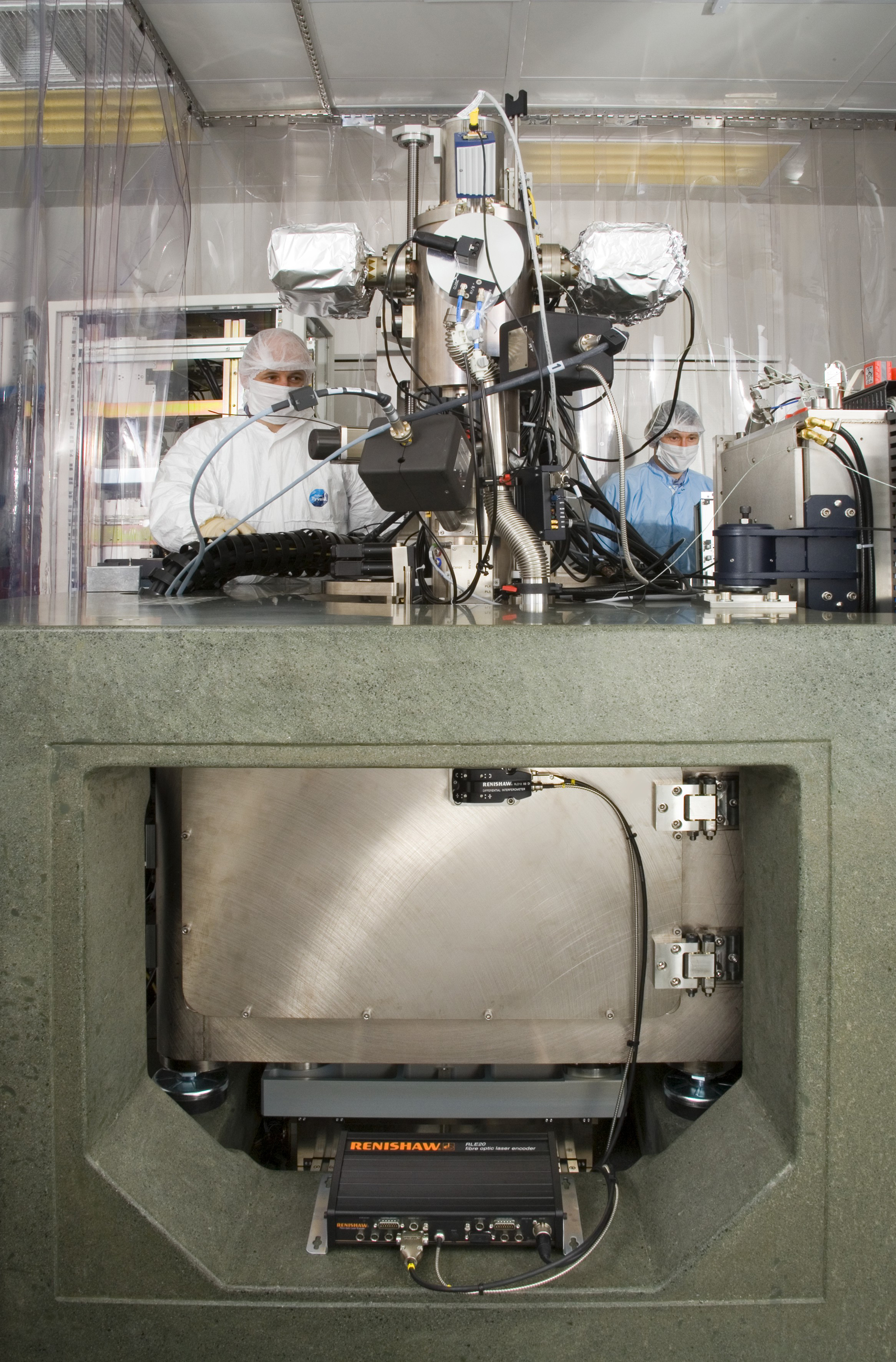 RLE20 interferometer enhances performance of Raith's latest e-beam tool