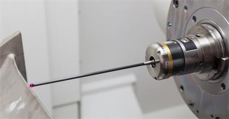 RMP600 machine tool probe locating the position of an airfoil